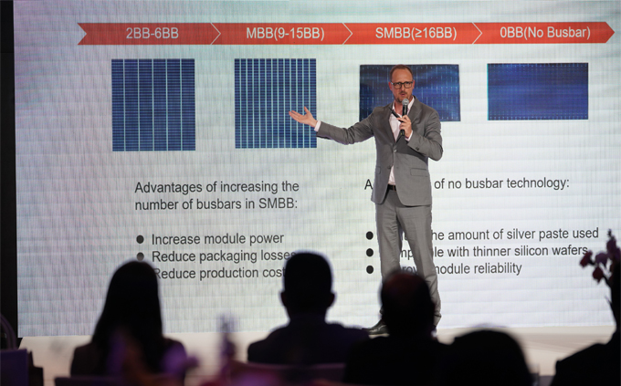 Huasun Unveils 0BB Heterojunction Module with Cutting-edge Zero Busbar ...